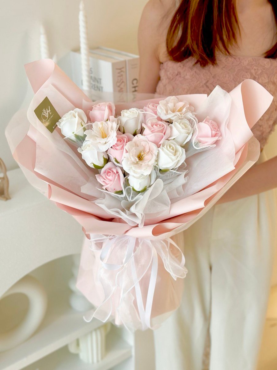 Soap Flower – Hug and Heart