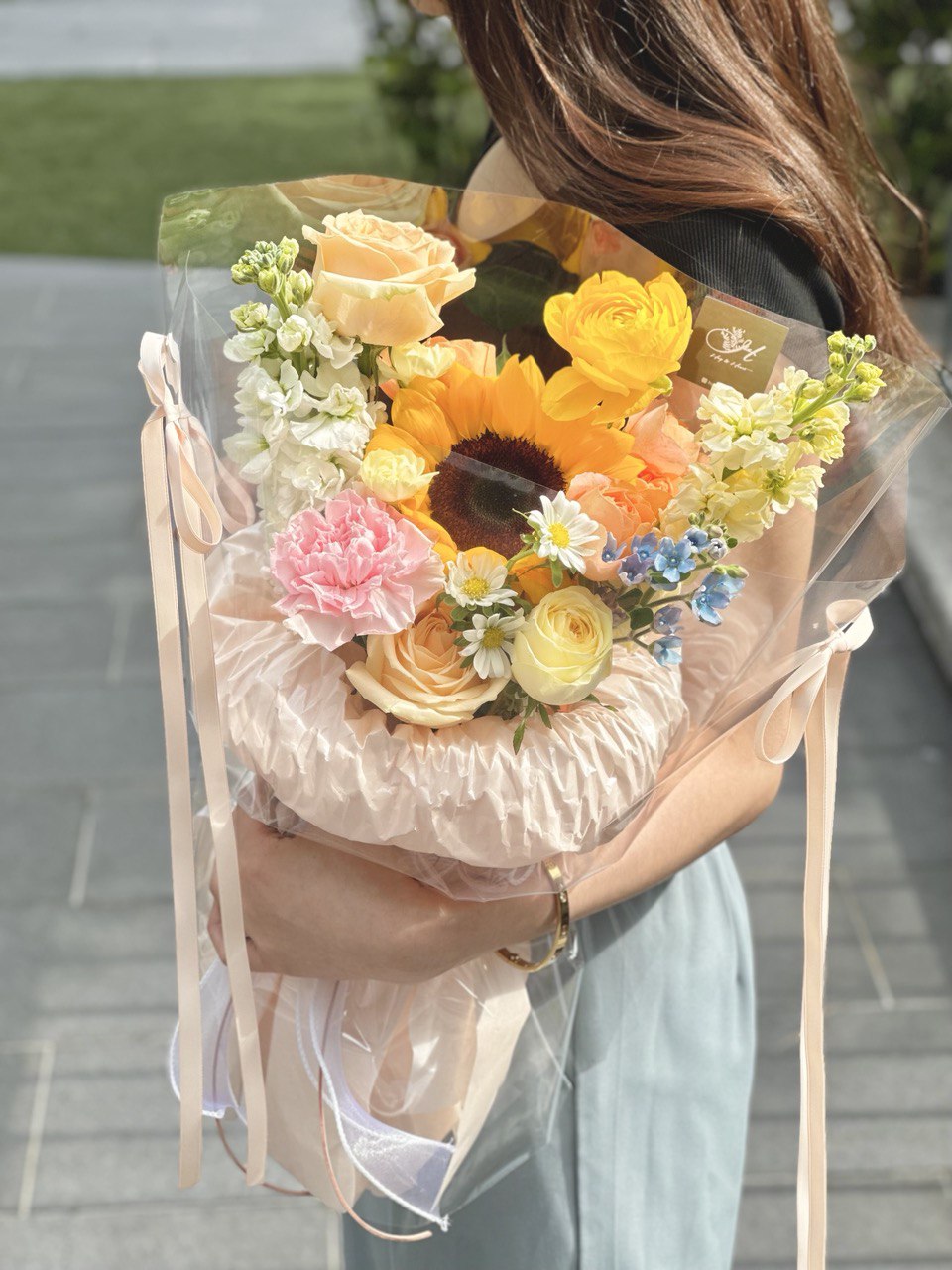 Flora Sunflower – Hug and Heart