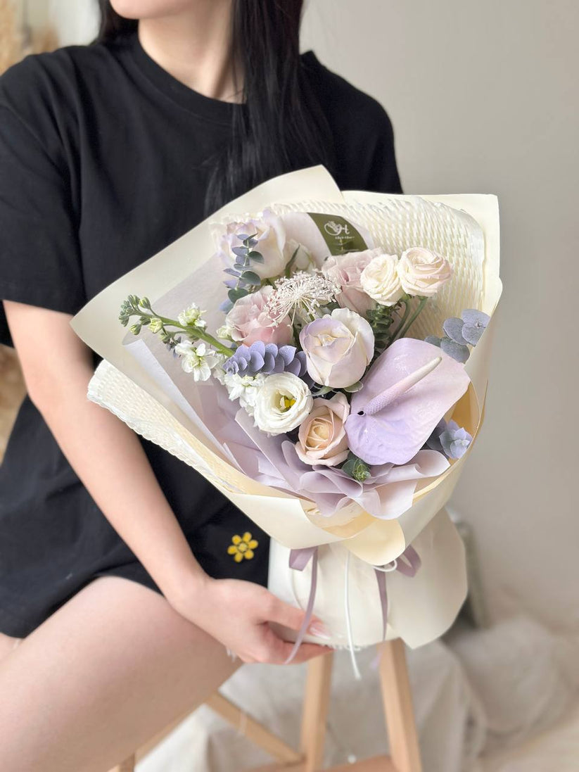 Anthurium Mixed Menta Rose Bouquet – Hug and Heart